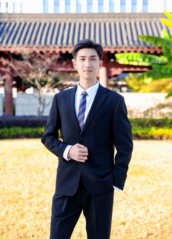 Beyond boundaries: YUAN Zeqing's story of badminton, research, and volunteerism