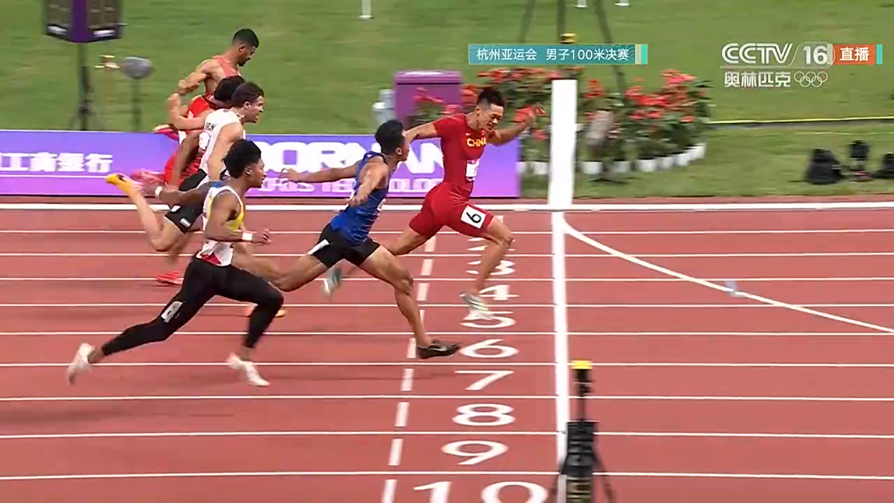 ZJU sprinter XIE Zhenye wins men’s 100m gold at Asian Games